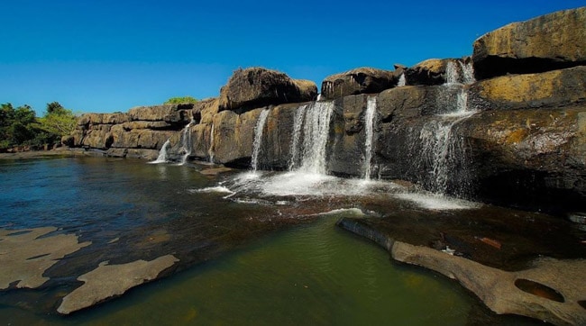 No Mato Grosso, Aripuanã revela belas cachoeiras em meio à floresta