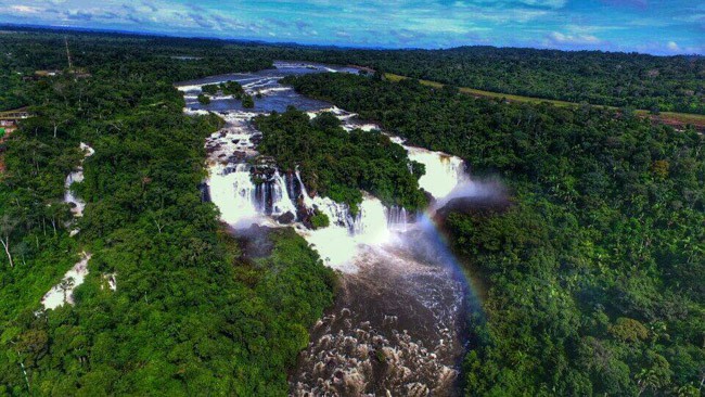 No Mato Grosso, Aripuanã revela belas cachoeiras em meio à floresta