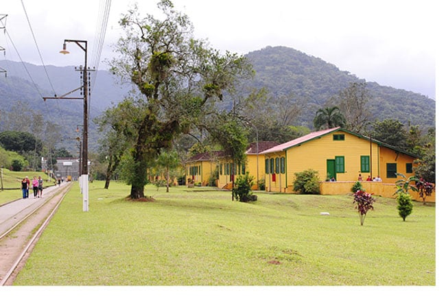 Itatinga, a vila inglesa de Bertioga, oferece uma viagem no tempo ...