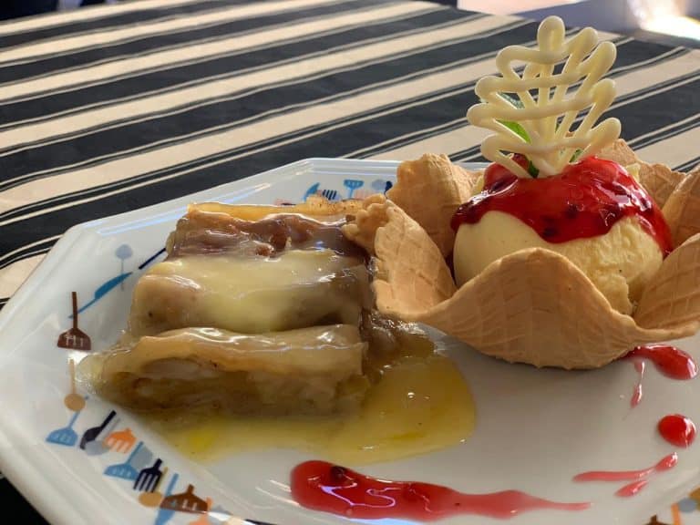 Festival Gastronômico de Pomerode tem um monte de comida alemã daora