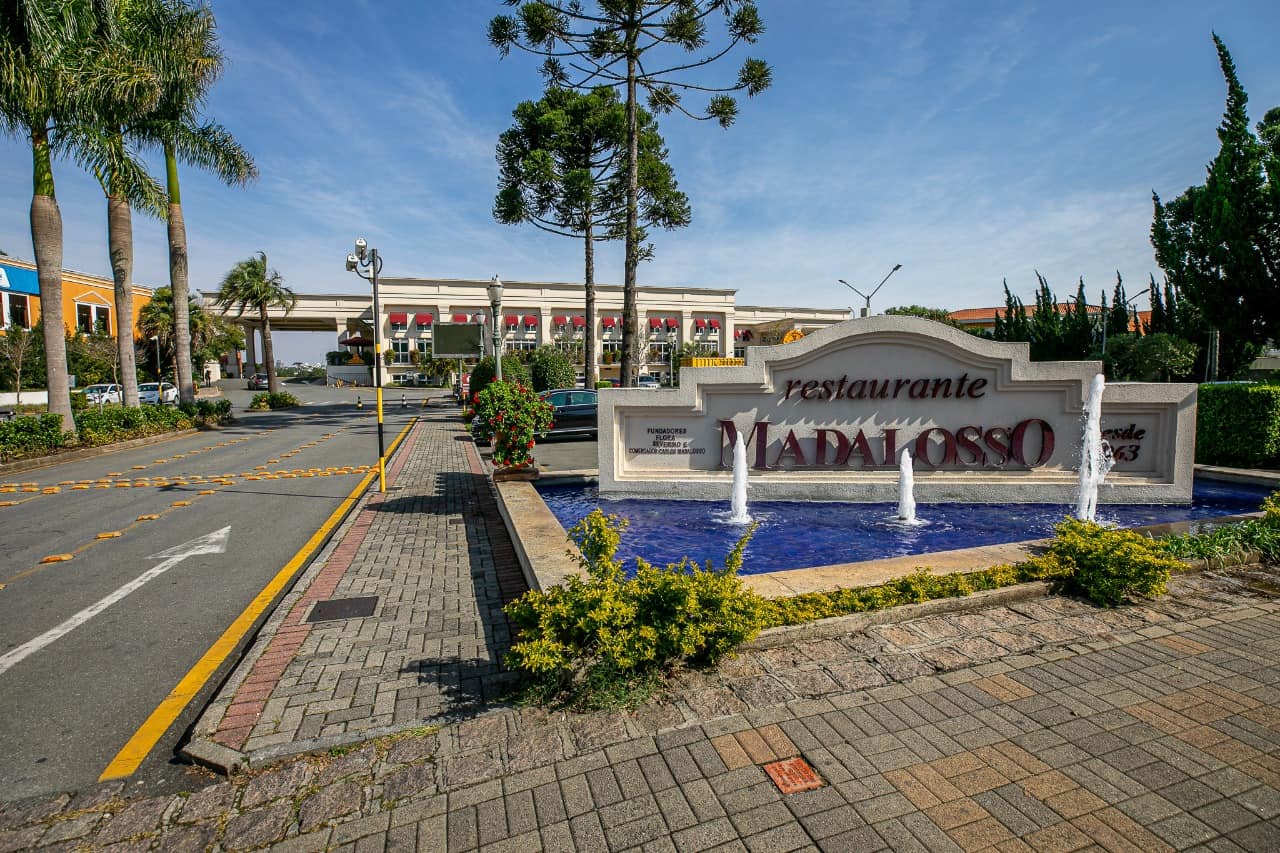 Restaurante Madalosso traz a fartura da comida italiana em Curitiba